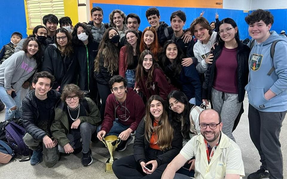 Alunos do Colégio Etapa conquistam prêmio no CNDE 2022